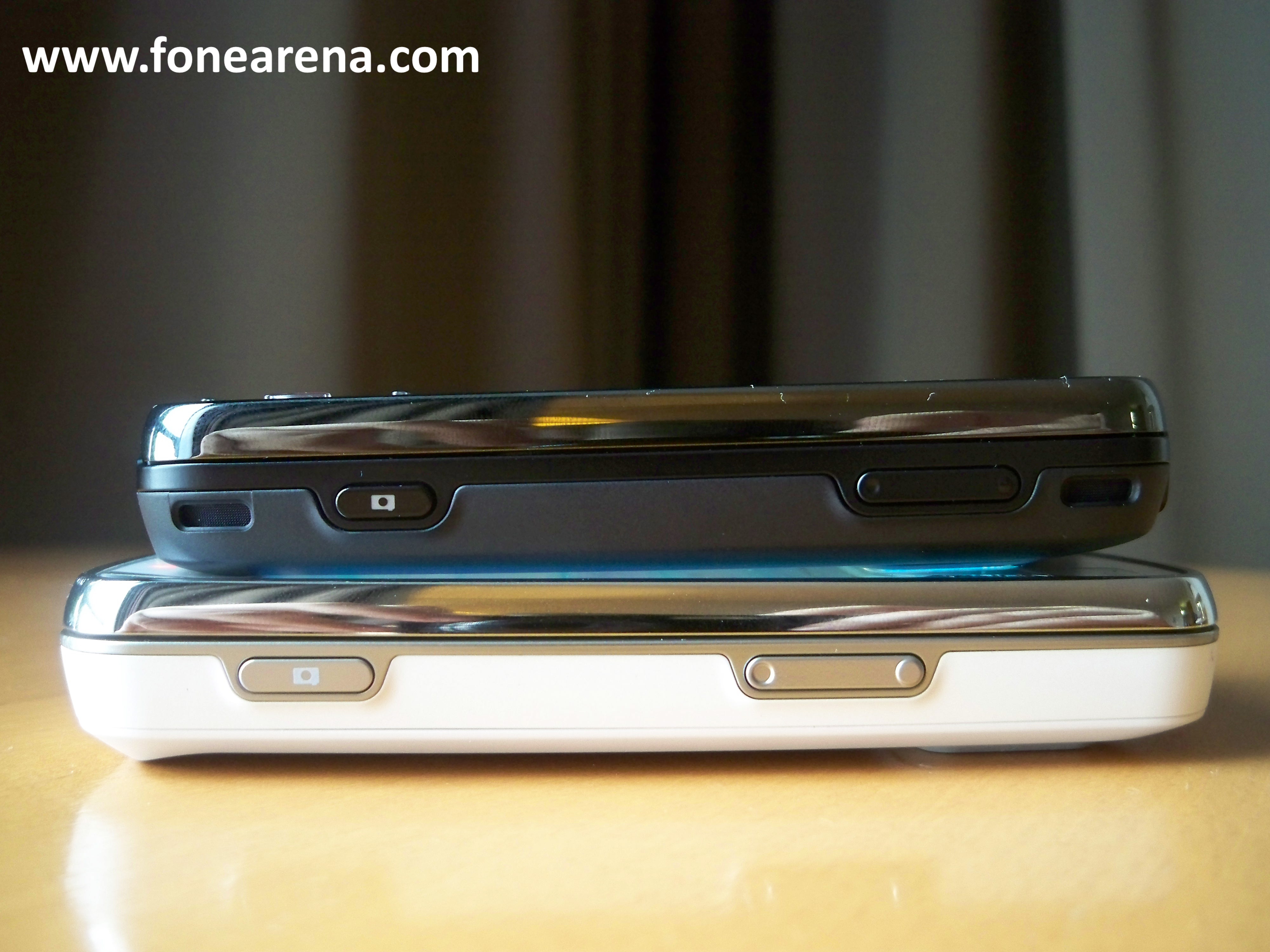 Nokia N97 vs N86 Picture Gallery